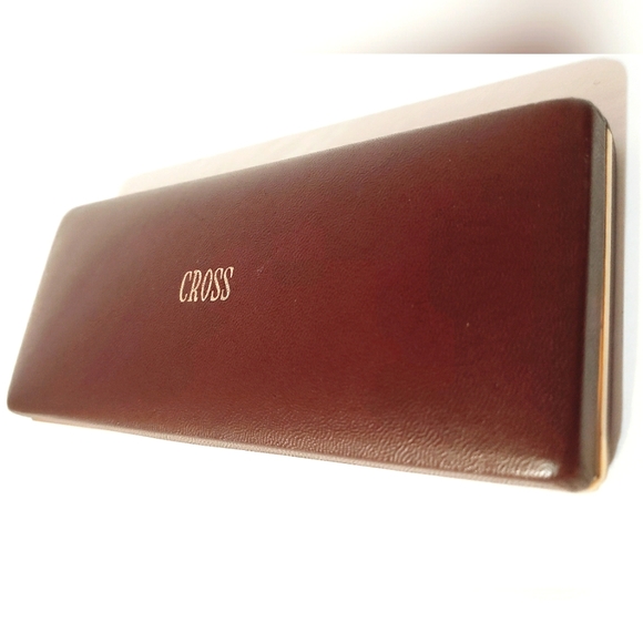 Cross | Accessories | New Cross Gold Detail Vintage Pen Case | Poshmark
